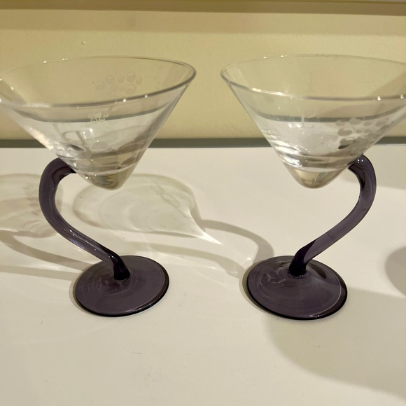 idol | Dining | 2 Idol Vodka Amethyst Martini Glasses Curved Purple ...